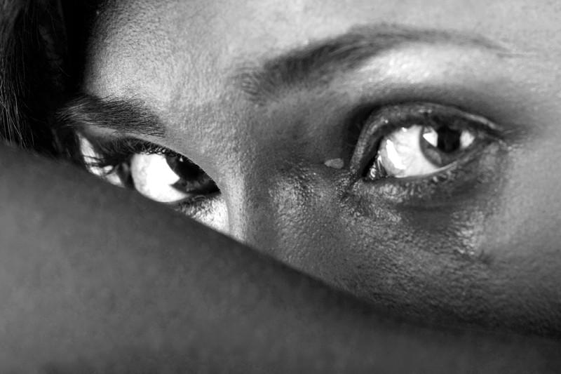 Do You Live With Emotional Bullying? 8 Signs of Emotional Abuse